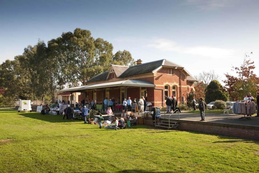 Yea - Towns Culture Lifestyle