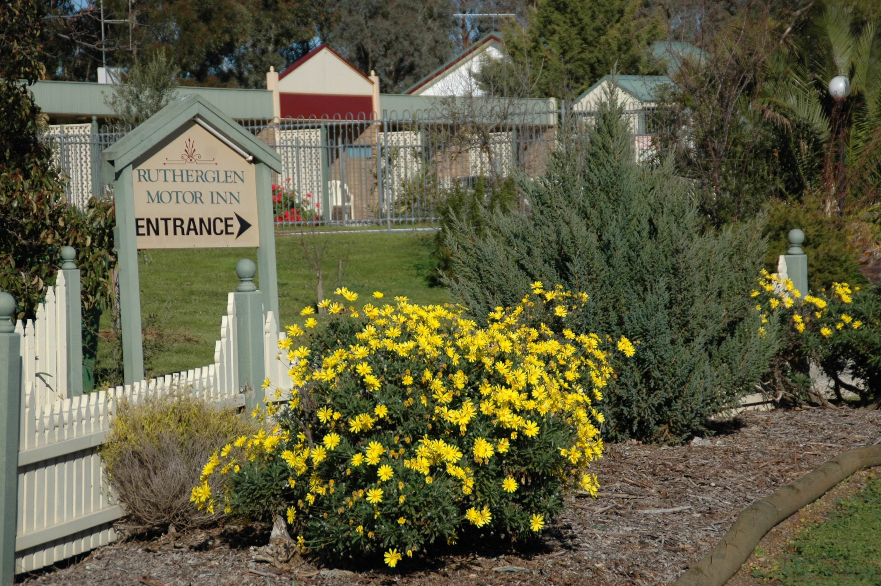 Rutherglen - Victoria's High Country