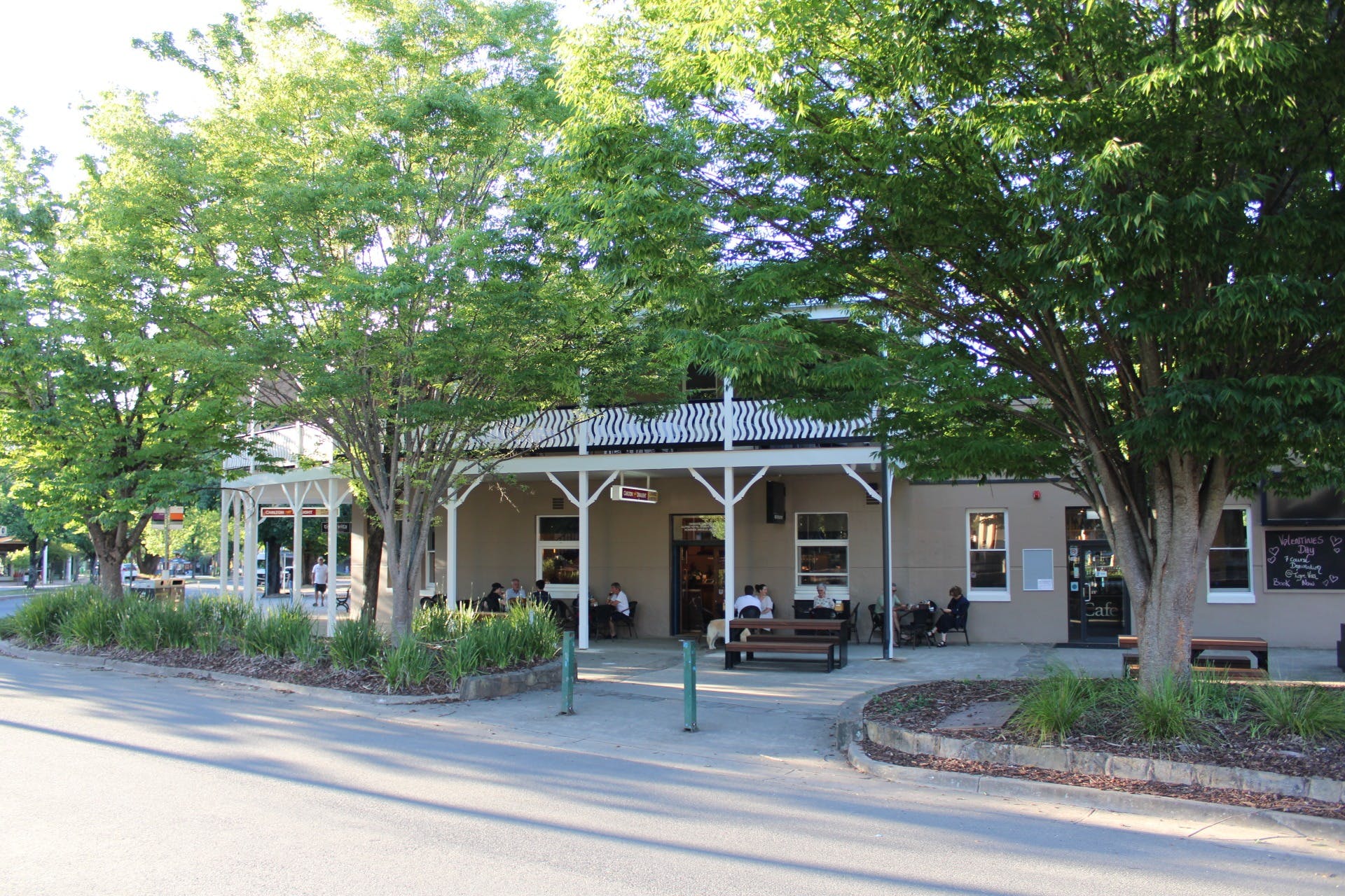 Alpine Hotel Bright - Victoria's High Country