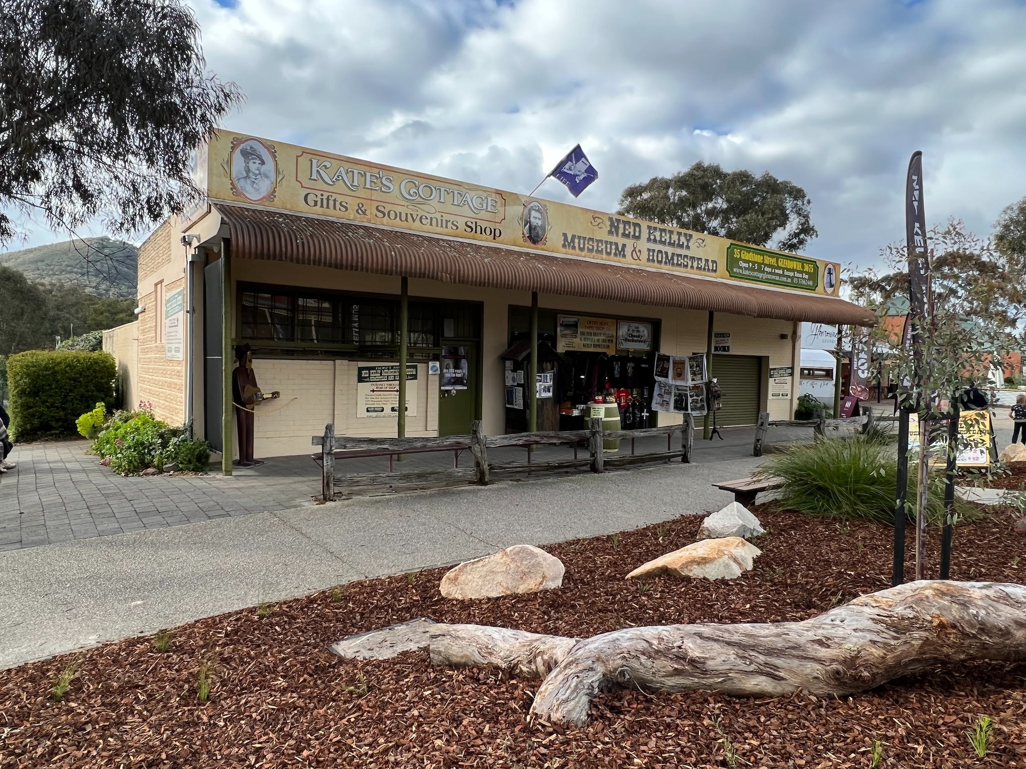 Ned Kelly Museum and Homestead - Kates Cottage - Victoria's High Country