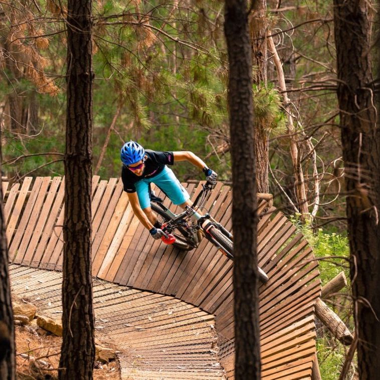 Bright Victoria | Autumn | Adventure playground | Food and Wine